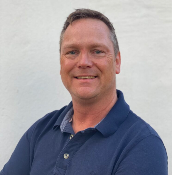 Ian Ross - Our People - sontay.com